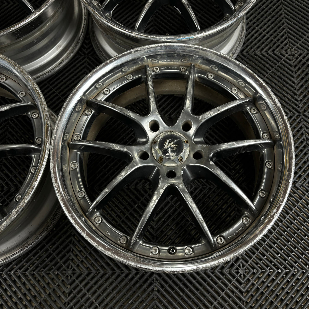 Work VS-SS 5x114.3 17x7 +35 – Parts From Japan